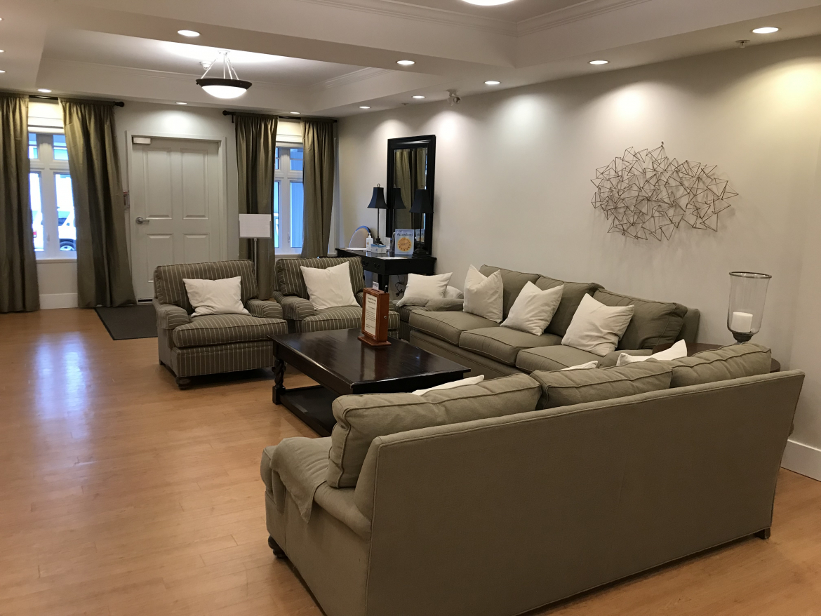 Qualicum Manor Long-Term Care | Island Health Qualicum Manor Long-Term Care | Island Health